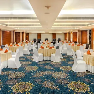 Vivanta Goa, Panaji: 5 star Hotel with a Minimum Price 12223INR ...